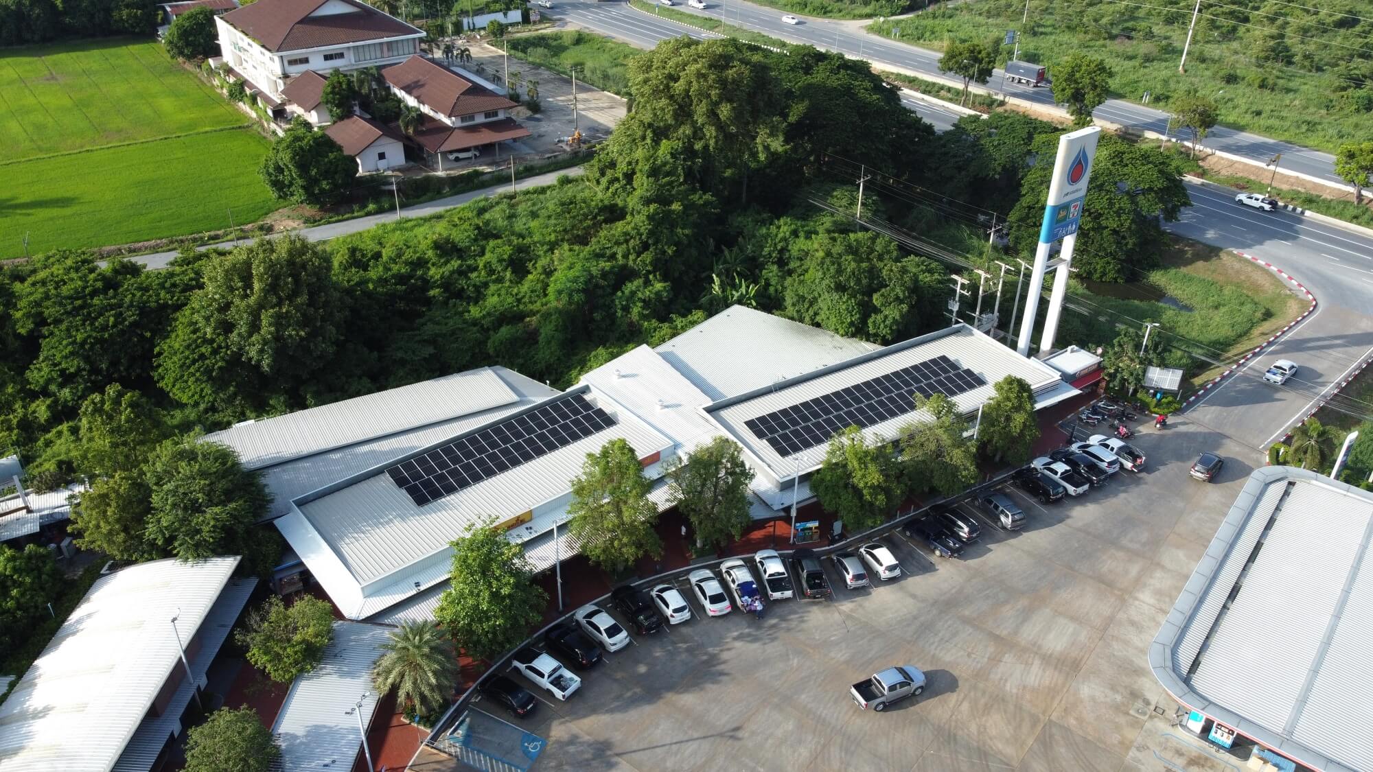 โซล่าเซลล์ ขนาด 45 kW ปั๊มน้ำมัน ปตท. สิงห์บุรี - Ever Sun เอเวอร์ซัน ...